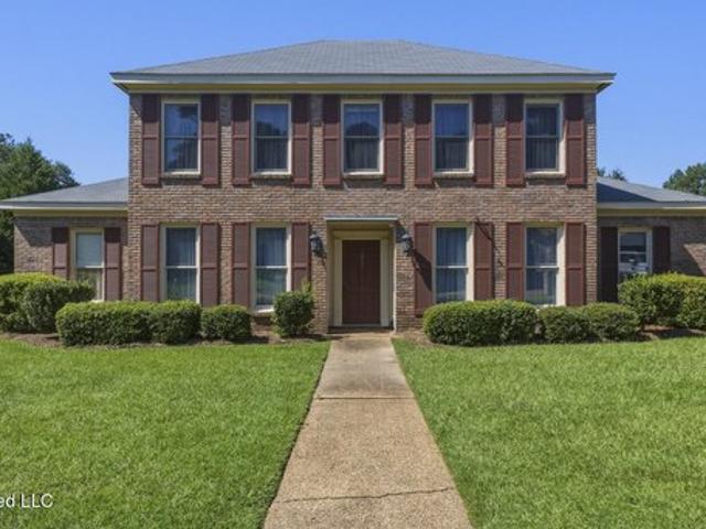 1025 Northpointe Dr, Jackson, MS 39211