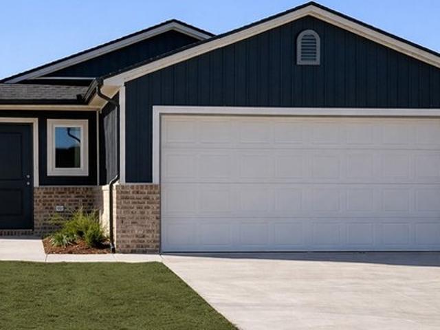 1025 Blue Ridge Dr, Purcell, OK 73080
