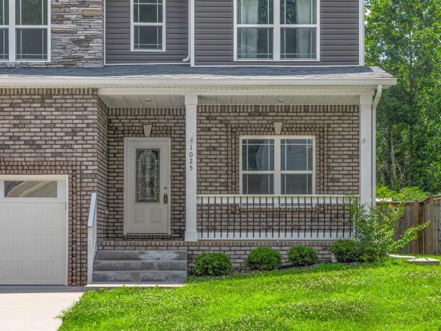 1025 Brightwood Ct