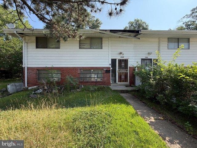 1025 Carrington Ave, Capitol Heights, MD 20743
