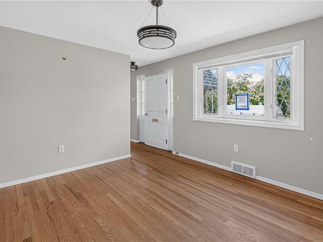 1025 Catherine Dr