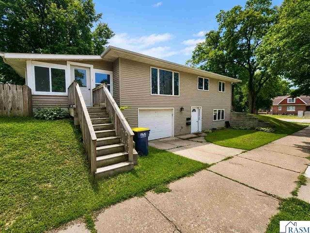 1025 Center St, New Ulm, MN 56073