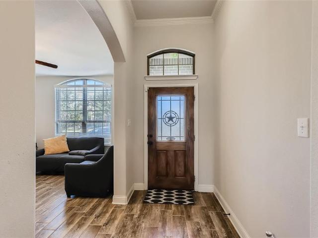 1025 Colonial Drive