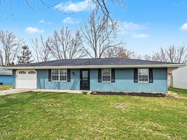 1025 Colonial Ln, Bryan, OH 43506