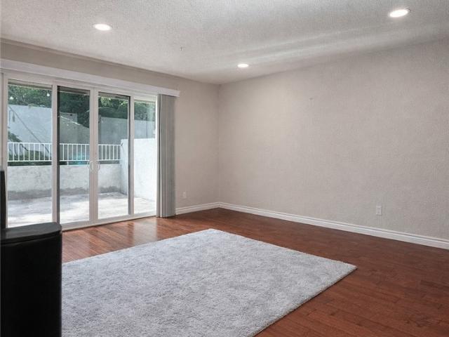 1025 Creekside Drive
