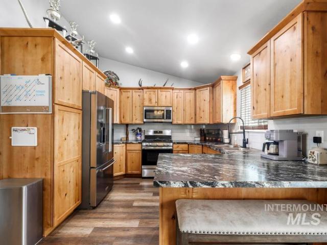 1025 Elk Butte Dr