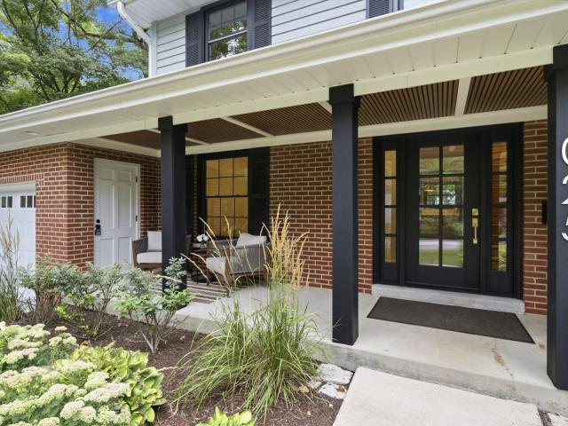 1025 Elizabeth Avenue