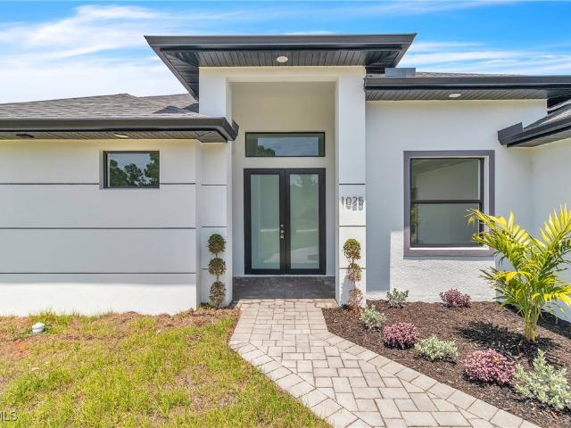 1025 Gladys St, Lehigh Acres, FL 33974 | MLS #2026000 | Compass