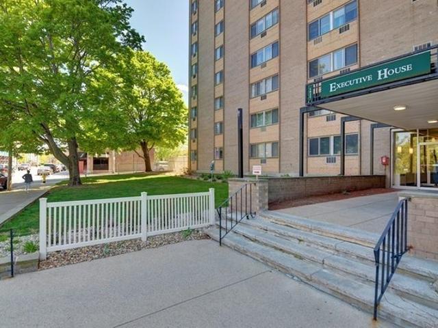 1025 Hancock St Unit 11M, Quincy, MA 02169
