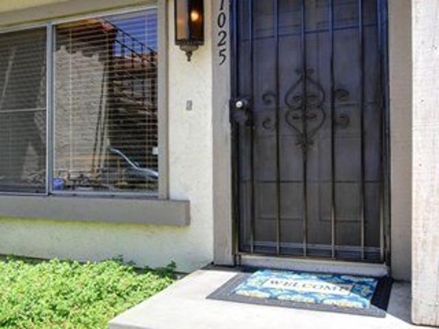 1025 Junipero Dr, Duarte, CA 91010