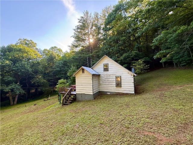 1025 Lue Jones Road