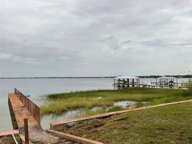 1025 Lakeview Dr, Sebring, FL 33870 | MLS #L4954 | Compass