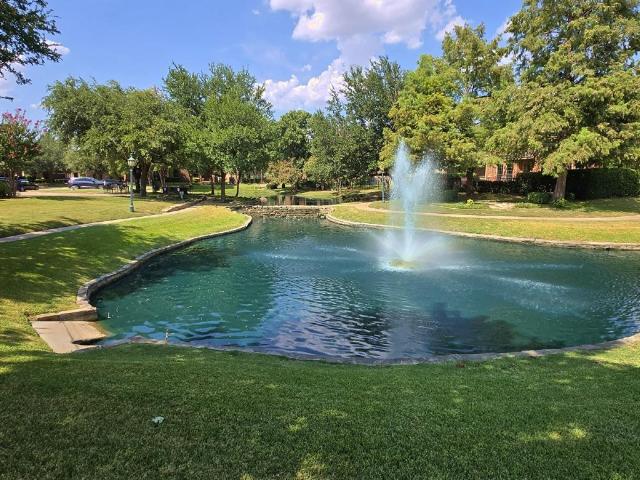 1025 Lake Ridge Drive