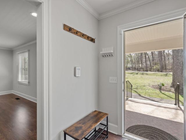 1025 Lakeside Drive