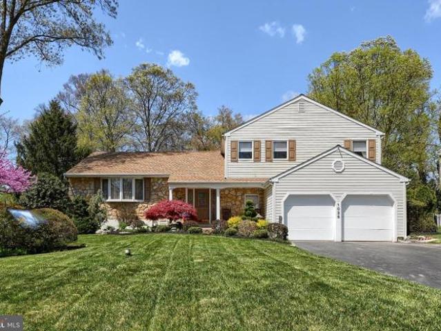 1025 Longspur Rd, Norristown, PA 19403