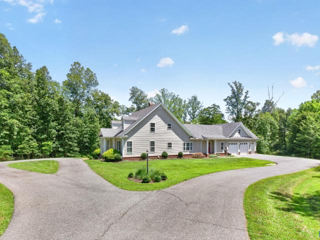 1025 pelham dr