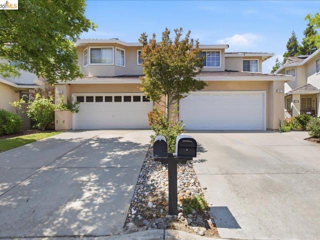 1025 Pinehurst Court