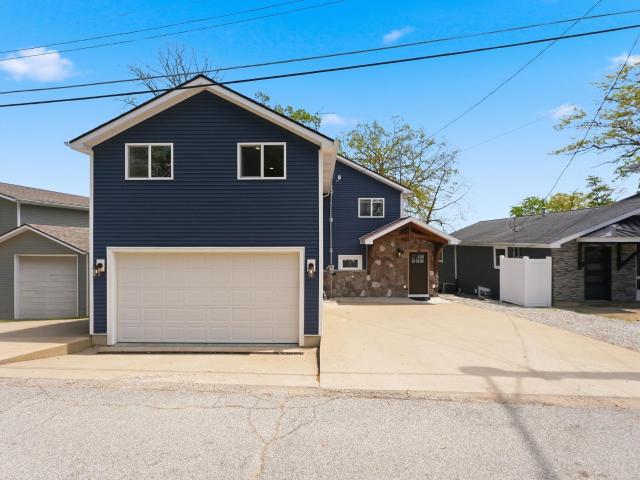 1025 Pleasant Point