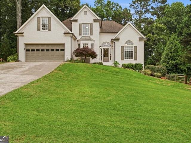 1025 Russell Pt, Suwanee, GA 30024