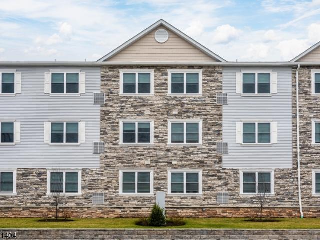 1025 Raritan Road # 401