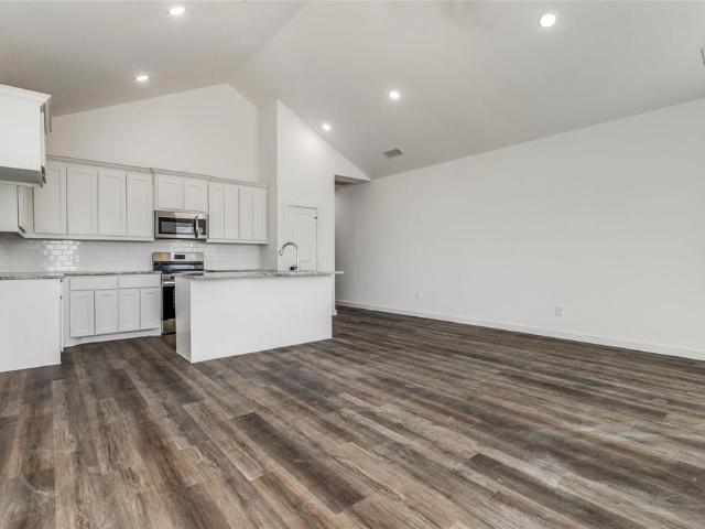 1025 Ray Drive