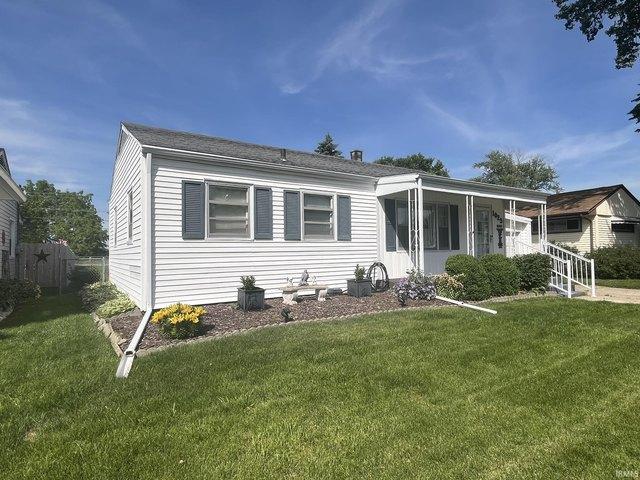 1025 Rosewood Dr, Peru, IN 46970