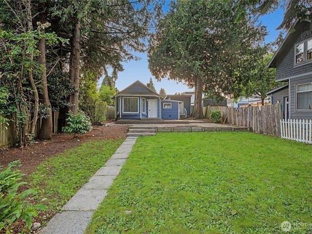 1025 st Ave SW, Seattle, WA 98146