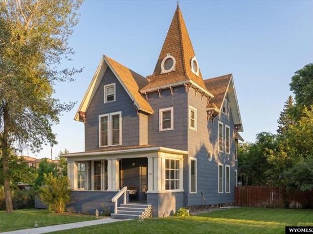 1025 Summit St, Evanston, WY 82930
