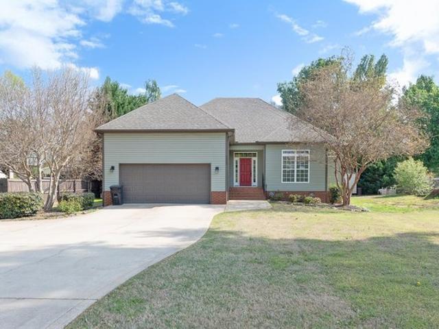 1025 S Buncombe Dr, Greer, SC 29651
