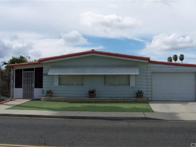 1025 S Lyon Ave, Hemet, CA 92543