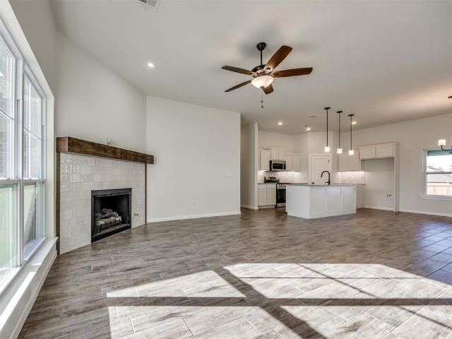 1025 SE 16th Terrace