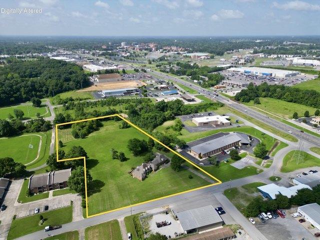 1025 Southwood Dr, Murray, KY 42071