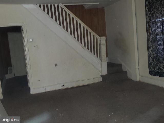 1025 W 5Th Street