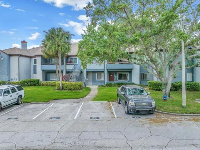 10263 Gandy Blvd N #111, Saint Petersburg, FL 33702