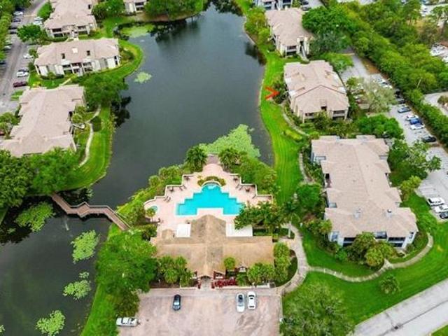 10263 Gandy Blvd N #210, Saint Petersburg, FL 33702