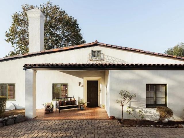 10260 Fuerte Dr, La Mesa, CA 91941
