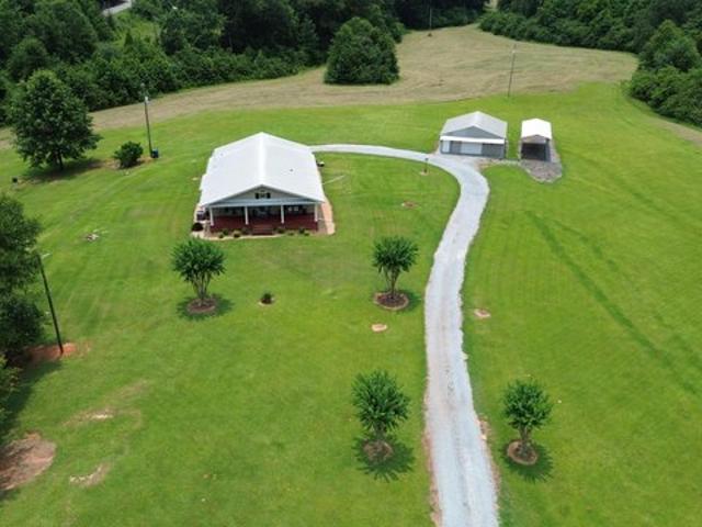 10264 McGowans Ferry Rd, Childersburg, AL 35044