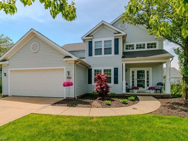10266 Wildflower Way, Broadview Heights, OH 44147