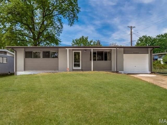 10269 Dacey Dr, Dellwood, MO 63136