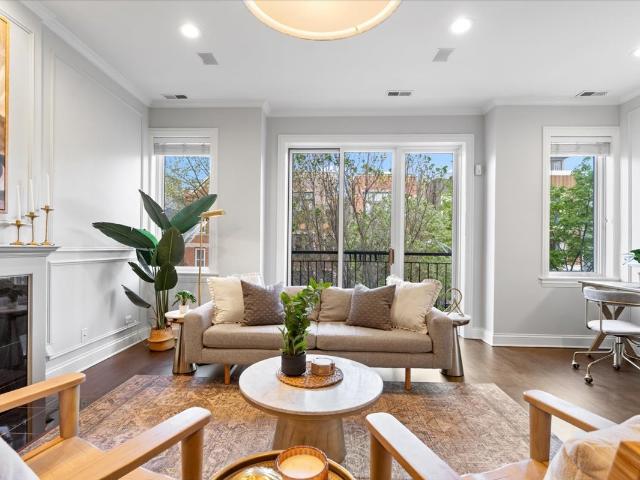 1026 n hermitage avenue # 2