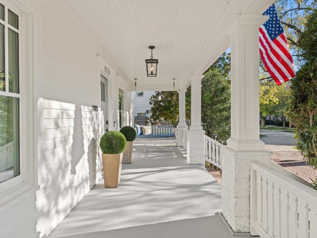 1026 Allston St, Houston, TX 77008 | MLS #73168 | Compass