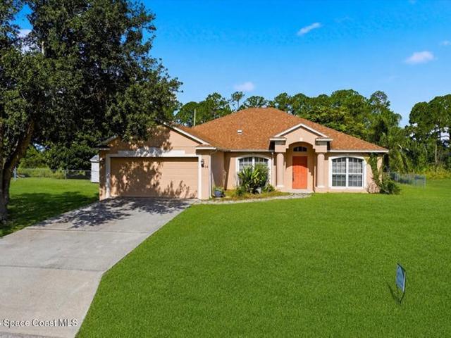 1026 Alpine Ave NW, Palm Bay, FL 32907