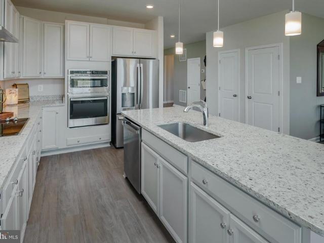 1026 Barksdale Drive # HS 71