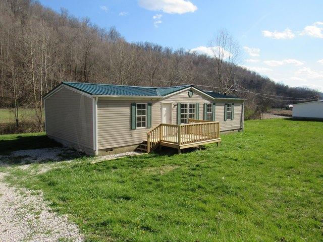 1026 Dog Trot Rd, Frenchburg, KY 40322