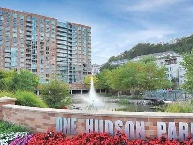1026 Hudson Park Unit 1026, Edgewater, NJ 07020