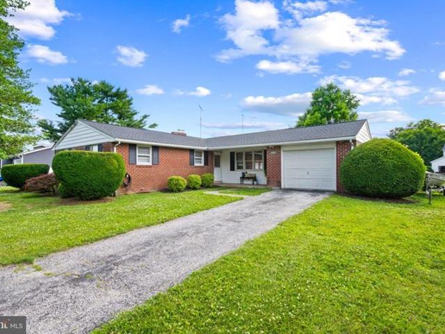 1026 Highfield Dr, Hampstead, MD 21074