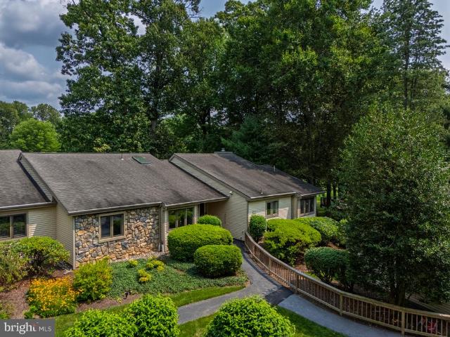 1026 Kennett Way