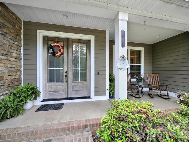 1026 Ledge Wood Lane