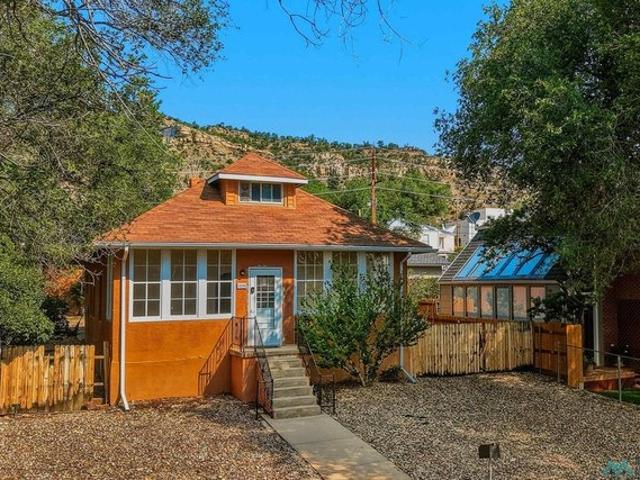 1026 S 5th St, Raton, NM 87740