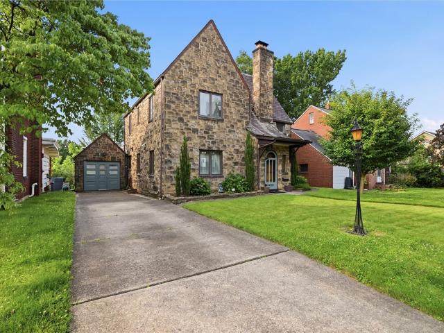 1026 Woodberry Rd